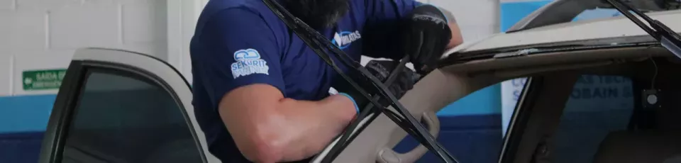 Automotive Glazing Repair and Replacement | Sekurit Partner